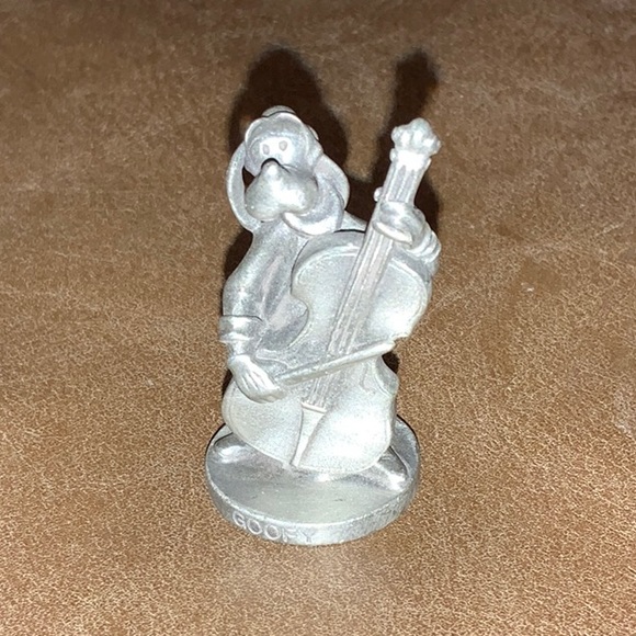 Disney | Accents | Goofy Playing Musical Instrument Pewter Disney ...